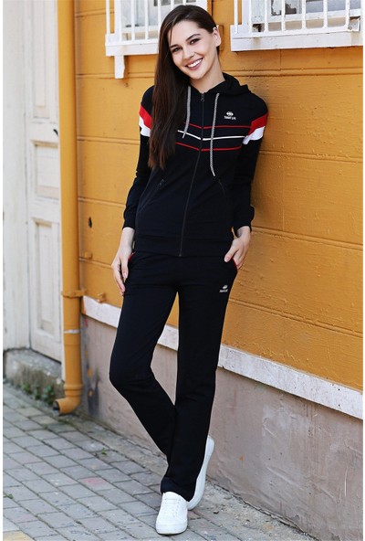 Tommy Life Lacivert Kadın Kapüşonlu Çizgi Detaylı Standart Kalıp Klasik Paça Eşofman Takımı-95199 Tommy Life Lacivert Kadın Kapüşonlu Çizgi Detaylı Standart Kalıp Klasik Paça Eşofman Takımı-95199