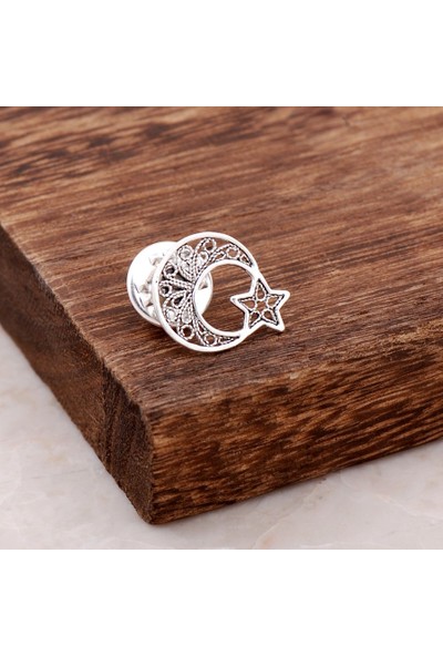 Sümer Telkari Telkari İşlemeli Ay Yıldız Gümüş Rozet 25 Sümer Telkari Telkari İşlemeli Ay Yıldız Gümüş Rozet 25