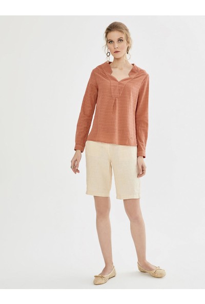 Xint Kadın Xint Anveleop Kapamalı Yaka Desenli Bluz Xint Kadın Xint Anveleop Kapamalı Yaka Desenli Bluz