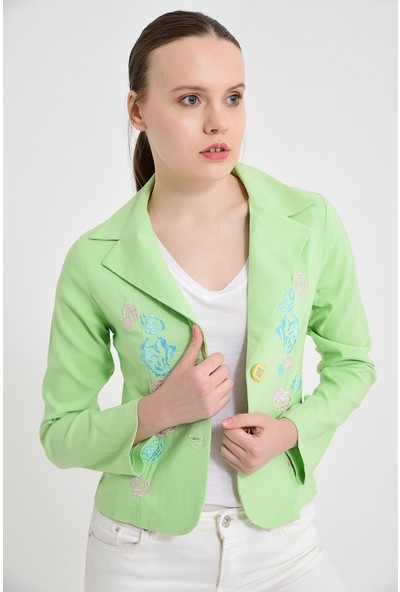 Maldia Fıstık Yeşili Gül Nakışlı Kadın Ceket