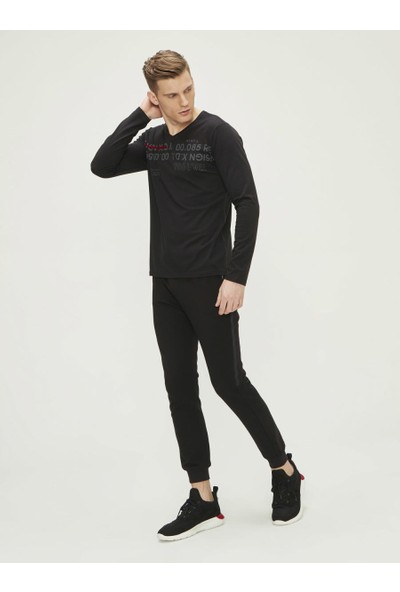 Xint Erkek V Yaka Baskılı Uzun Kollu Tişört Xint Erkek V Yaka Baskılı Uzun Kollu Tişört