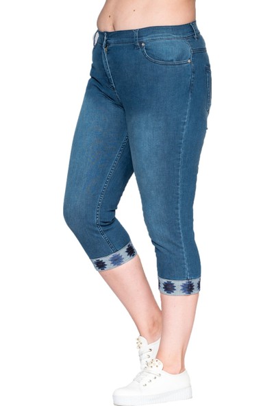 Hanezza Kadın Nakış Detaylı Kot Kapri Pt11350