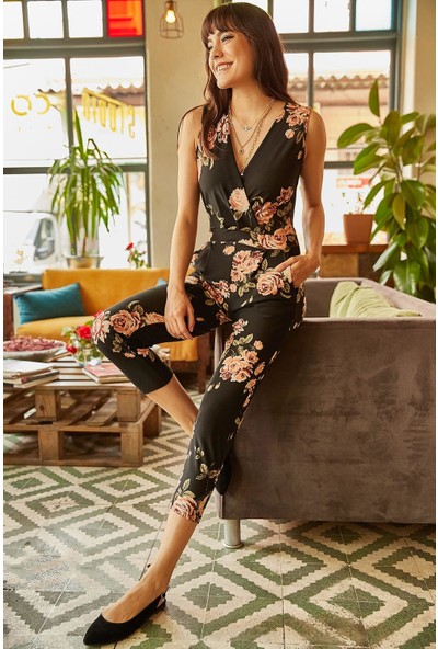New Laviva Kolsuz Çiçek Desenli Siyah Kadın Tulum