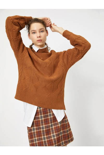 Koton İşlemeli Triko Kazak