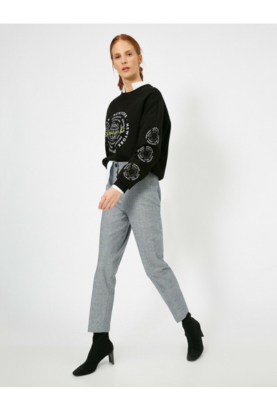 Koton Kadın Ekoseli Slim Fit Pantolon Koton Kadın Ekoseli Slim Fit Pantolon