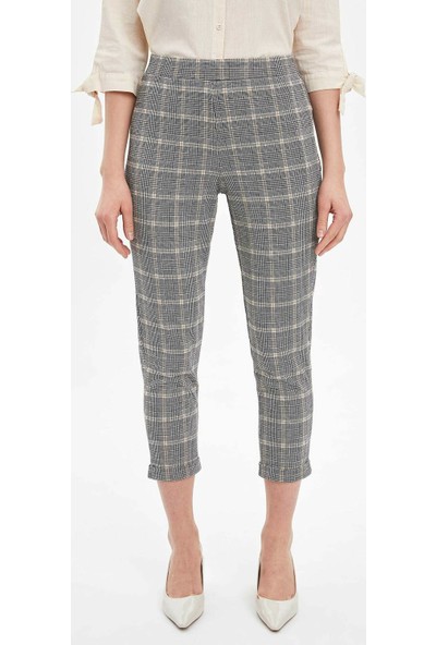 DeFacto Relax Fit Normal Bel Duble Paça Pantolon N2222AZ20SP DeFacto Relax Fit Normal Bel Duble Paça Pantolon N2222AZ20SP