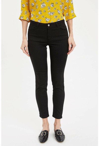 Defacto Rebeca Skinny Fit Dokuma Pantolon M0649AZ20SP Defacto Rebeca Skinny Fit Dokuma Pantolon M0649AZ20SP