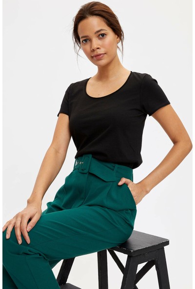 DeFacto Basic Bisiklet Yaka Relax Fit Tişört K1508AZ20SP DeFacto Basic Bisiklet Yaka Relax Fit Tişört K1508AZ20SP