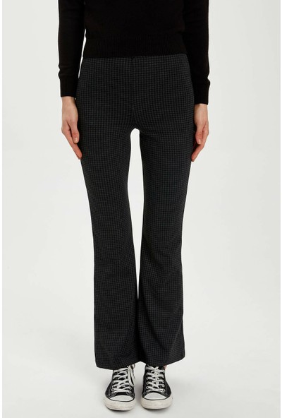 DeFacto İspanyol Paça Yüksek Bel Kareli Pantolon M7548AZ20SP