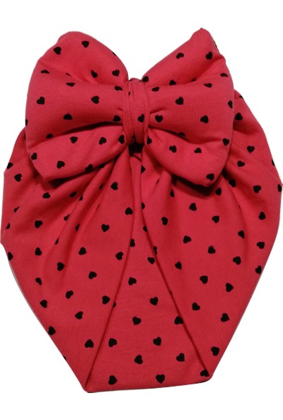 Özlem Küçük Kalpli Süslü Bone