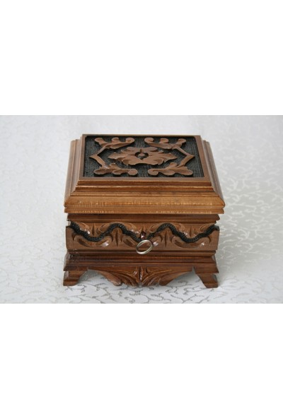 Hakkak Ceviz Oyma Takı Kutusu