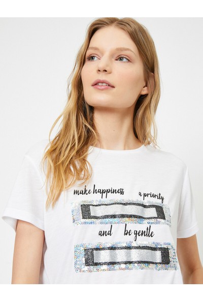 Koton Pul Detaylı Yazı Baskılı Tişört