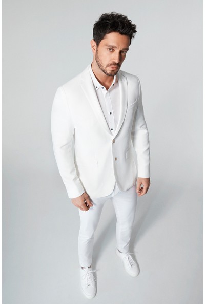 Avva Erkek Beyaz Mono Yaka Armürlü Slim Fit Cebi Kapaklı Ceket A01Y4037 Avva Erkek Beyaz Mono Yaka Armürlü Slim Fit Cebi Kapaklı Ceket A01Y4037