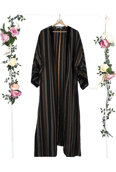 Togemder Parla Parla Ferace Desenli Standart