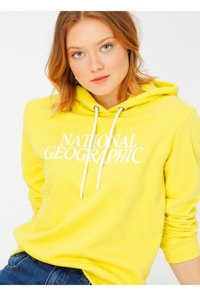 National Geographic Kapüşonlu Baskılı Sarı Kadın Sweatshirt National Geographic Kapüşonlu Baskılı Sarı Kadın Sweatshirt