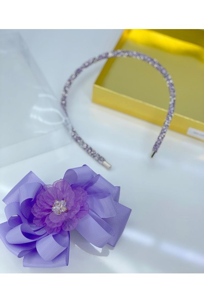 Queen Accessories Lila Çiçek Broşlu Luxury Anne Kız Çocuk Tak Çıkar Taç Queen Accessories Lila Çiçek Broşlu Luxury Anne Kız Çocuk Tak Çıkar Taç