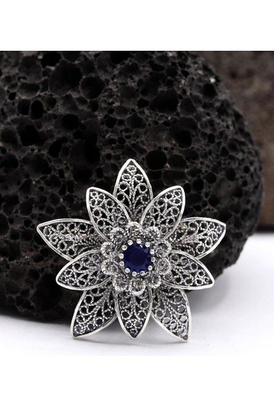 Akyüz Gümüş Kök Safir Taşlı Telkari Gümüş Broş