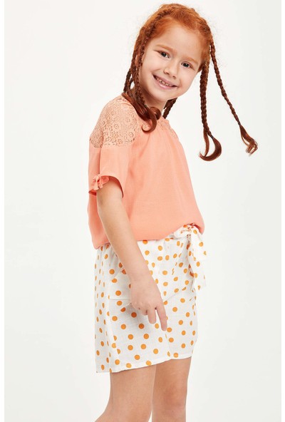 Defacto Kız Çocuk Dantelli Kısa Kollu Bluz N9402A620SM Defacto Kız Çocuk Dantelli Kısa Kollu Bluz N9402A620SM
