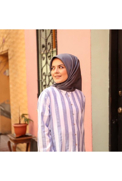 İpekPark Düz Renk Polyester Twill Eşarp İpekPark Düz Renk Polyester Twill Eşarp