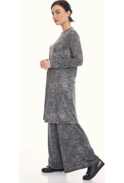 Wathka Kadın Gri - Taş Baskılı Eşofman Takımı Wathka Kadın Gri - Taş Baskılı Eşofman Takımı