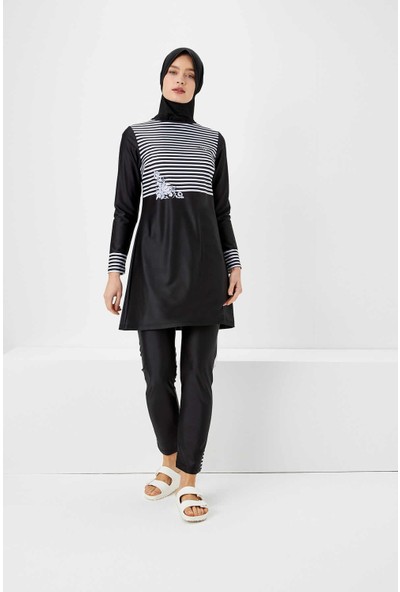 Haşema Beyaz Çizgili Baskılı Likralı Siyah Tesettür Mayo H20-2824-Si