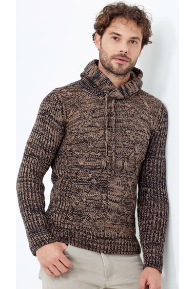 Tarz Cool Kahverengi Kapüşonlu Desenli Triko Kazak