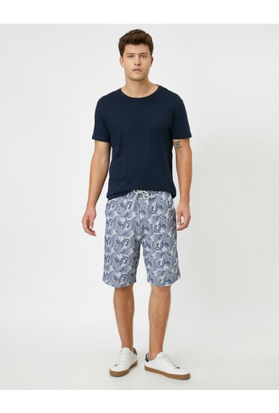 Koton Yaprak Desenli Şort