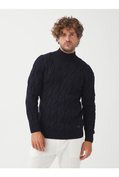 Xint Yarım Balıkçı Yaka Slim Fit Triko Kazak Xint Yarım Balıkçı Yaka Slim Fit Triko Kazak