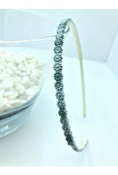 Stoli Sevimli Ince Çiçek Detaylı Taç