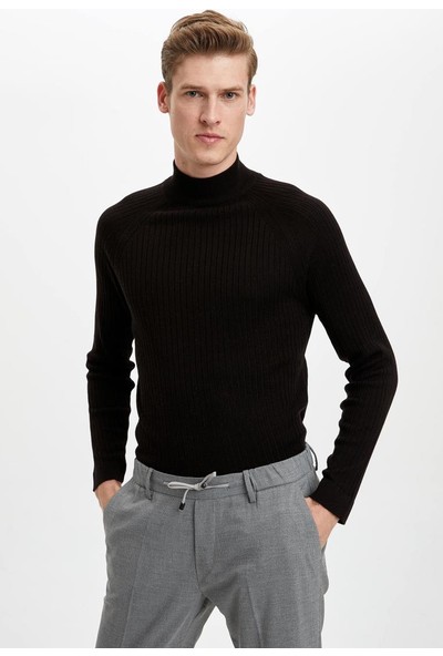 DeFacto Slim Fit Balıkçı Yaka Boğazlı Triko Kazak R2591AZ20AU