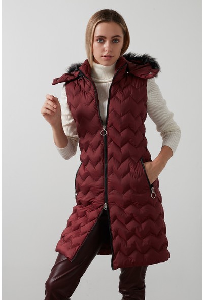 Lela Yakası Suni Kürklü Çıkarılabilir Kapüşonlu Slim Fit Uzun Şişme Yelek Kadın Yelek 5761080 Lela Yakası Suni Kürklü Çıkarılabilir Kapüşonlu Slim Fit Uzun Şişme Yelek Kadın Yelek 5761080