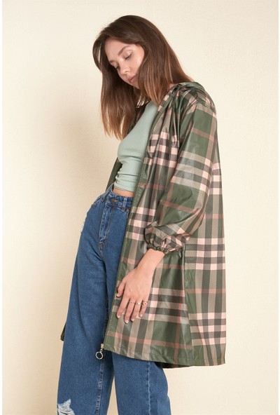 Z Giyim Kadın Yeşil Kareli Kapşonlu Fermuarlı Trençkot Z Giyim Kadın Yeşil Kareli Kapşonlu Fermuarlı Trençkot
