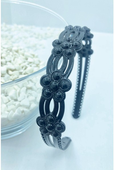 Stoli Siyah Çiçek Detaylı Siyah Taç