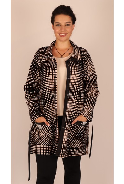 Ultimod Siyah Önü Cepli Çıtçıtlı Büyük Beden Kadın Ceket ULT533