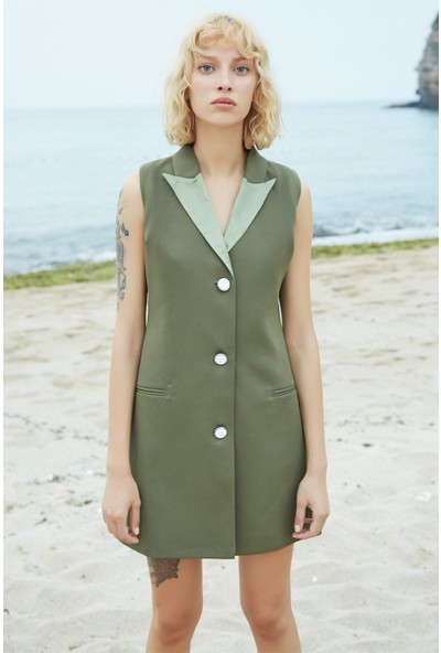 Berfuğ Kıran Yakası Saten Mini Ceket Elbise-Haki