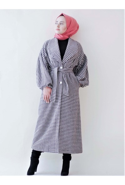 Sümeyra Küçükşahin Kazayağı Unco Kaban Sümeyra Küçükşahin Kazayağı Unco Kaban