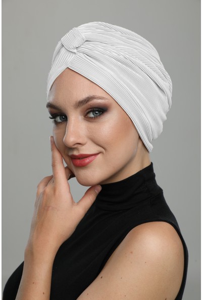 Fidan Bone Çapraz Plise Bantlı Astarlı Hazır Bone