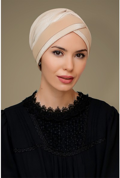 Hürrem Kadın Bej Piliseli Ikili Çapraz Bone