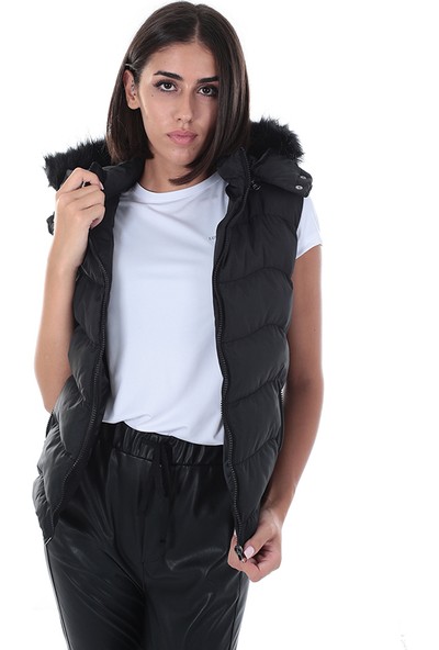 Brendon Kadın Kapüşonlu Şişme Yelek 206 Siyah/Black 20W53000206 Brendon Kadın Kapüşonlu Şişme Yelek 206 Siyah/Black 20W53000206