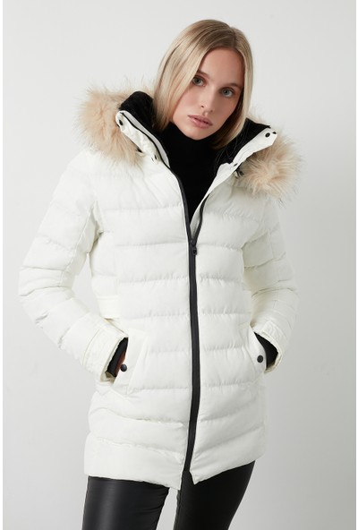 Lela Yakası Suni Kürklü Çıkarılabilir Kapüşonlu Şişme Kaban Kadın Kaban 497Yasmın21