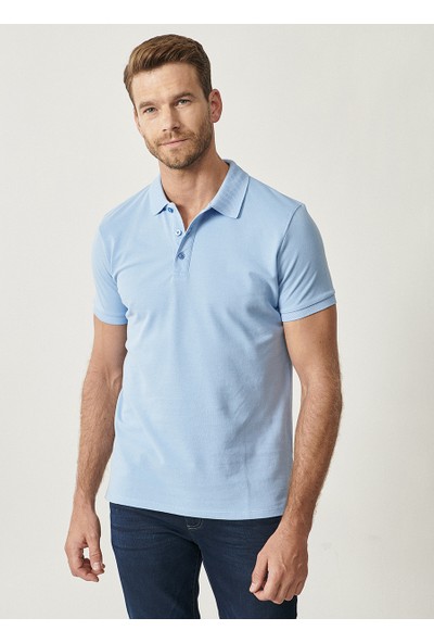 Altınyıldız Classıcs Erkek Açık Mavi Polo Yaka Cepsiz Slim Fit Dar Kesim %100 Pamuk Düz Tişört Altınyıldız Classıcs Erkek Açık Mavi Polo Yaka Cepsiz Slim Fit Dar Kesim %100 Pamuk Düz Tişört