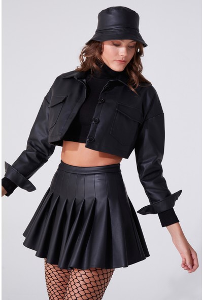 Berfuğ Kıran Kısa Deri Ceket