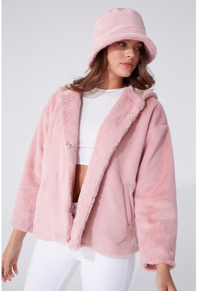 Berfuğ Kıran Fermuarlı Peluş Ceket