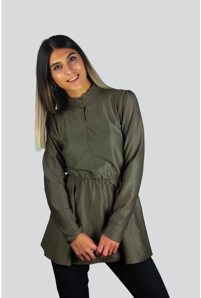 Sohofly Çağla Yeşili Yaka Büzgülü Şık Viskon Jakarlı Tesettür Bluz / SHAW21-193E Sohofly Çağla Yeşili Yaka Büzgülü Şık Viskon Jakarlı Tesettür Bluz / SHAW21-193E