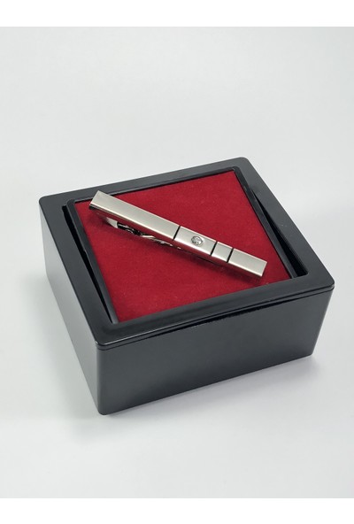 Pierroni Kravat İğnesi Taşlı Model Kutulu