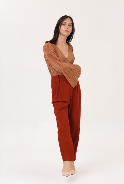 Harmoni Fashion Kadın Kiremit Pileli Havuç Pantolon Harmoni Fashion Kadın Kiremit Pileli Havuç Pantolon