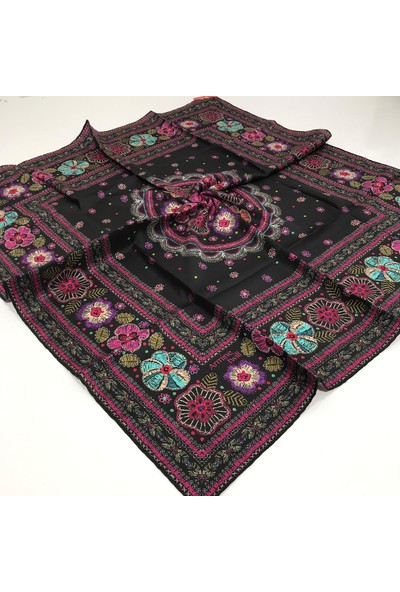 Armine Twill (Tivil) Nostalji Etnik Desen Eşarp -Siyah-Fuşya Armine Twill (Tivil) Nostalji Etnik Desen Eşarp -Siyah-Fuşya