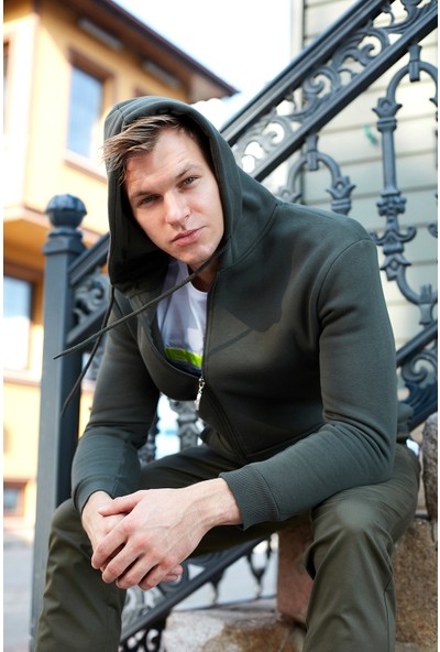 Buratti Pamuklu Cepli Kapüşonlu Şardonlu Slim Fit Kışlık Sweat Erkek SWEAT 5827001 Buratti Pamuklu Cepli Kapüşonlu Şardonlu Slim Fit Kışlık Sweat Erkek SWEAT 5827001