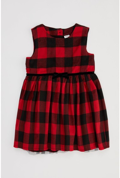 DeFacto Kız Bebek Regular Fit Bisiklet Yaka Yılbaşı Temalı Kareli Kolsuz Elbise S6809A220WN DeFacto Kız Bebek Regular Fit Bisiklet Yaka Yılbaşı Temalı Kareli Kolsuz Elbise S6809A220WN