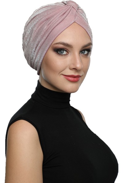 Fidan Bone Simli Pike Çapraz Bantlı Astarlı Pudra Hazır Türban Tesettür Bone Fidan Bone Simli Pike Çapraz Bantlı Astarlı Pudra Hazır Türban Tesettür Bone